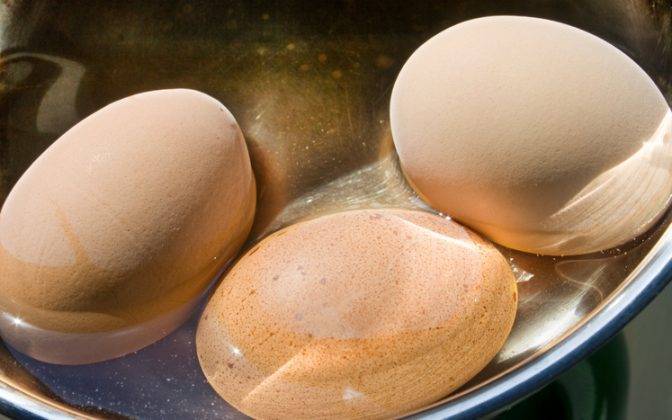 Uova pulcino, la ricetta di Pasqua da fare con i bambini! Uova pulcino, la ricetta di Pasqua da fare con i bambini!