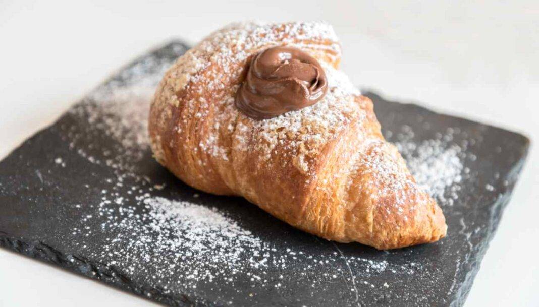 Cornetto vegano alla nutella | Ghiottoneria leggera e golosa