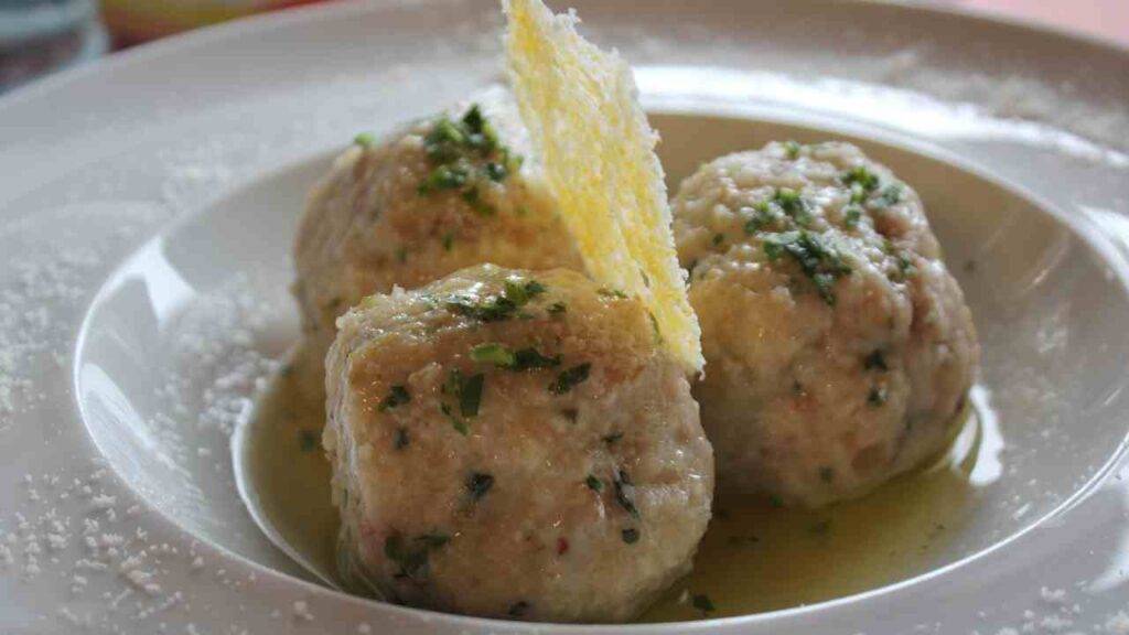 Canederli, i primo piatto trentino di recupero ricetta