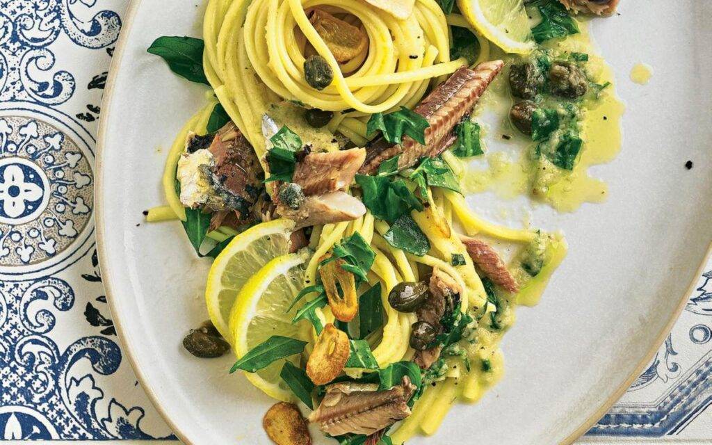 Fidelini sarde e tonno | Un primo piatto domenicale leggero