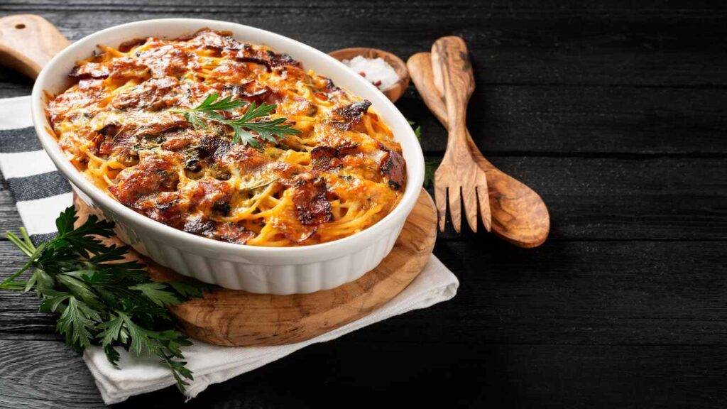 Timballo di spaghetti al forno | Croccanti e filanti una vera bontà
