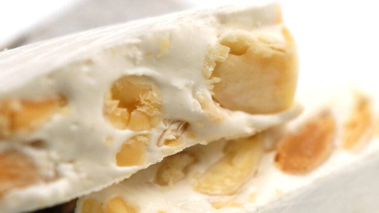 Torroncini abruzzesi, bontà in tre ingredienti. Facili e buoni