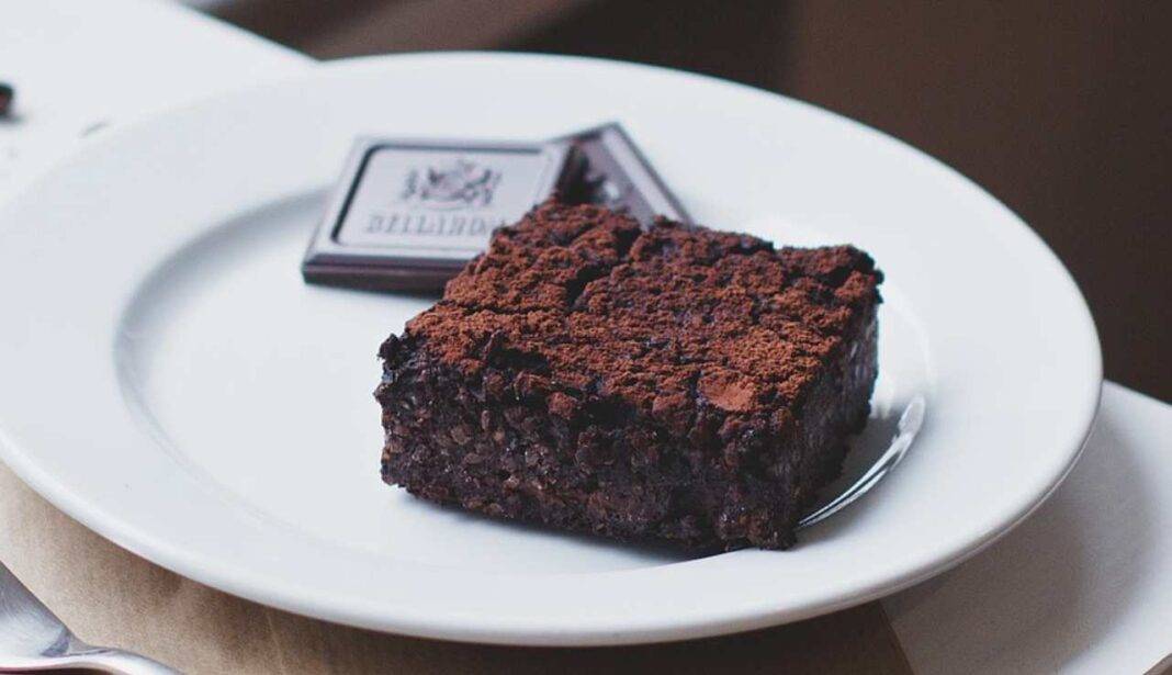 Torta Barozzi ricetta originale | Senza lievito e farina in 10 minuti