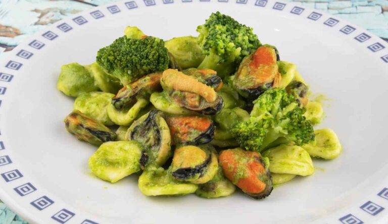 Pasta alla pugliese | Pronta in pochissimo e deliziosa come poche