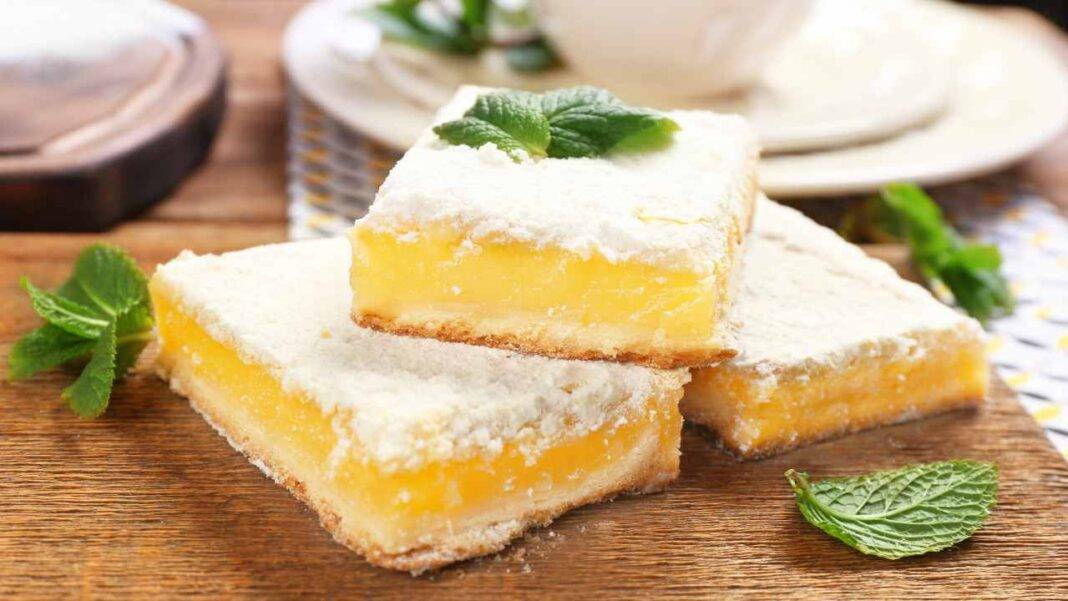 Torta lemon bars | Il dolce morbido, cremoso e delicato