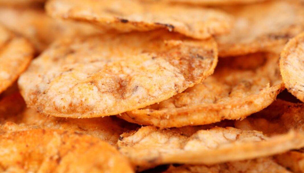 Chips di farina di riso e pomodoro | Saporite e ricche di gusto
