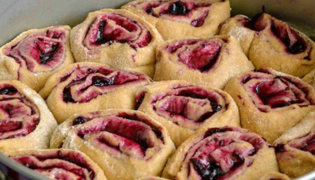 Rotolone goloso | Dolce versatile facile e pronto in pochi minuti