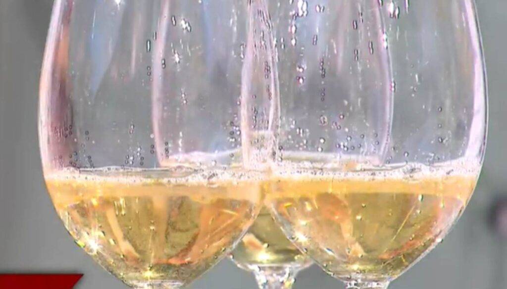 Soave classico DOC | Che cos’è e come abbinarlo | Il trucco di Andrea ...