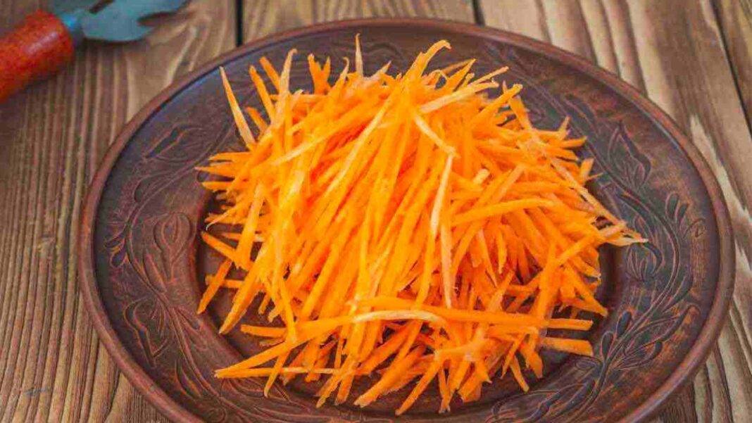 Carote julienne croccanti ricetta velocissima e fantastica ...