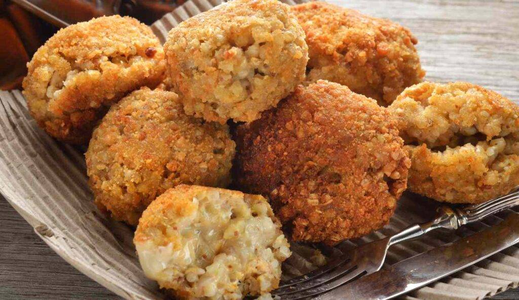 Polpettine di riso e patate, una cena sfiziosa e facile per tutta la famiglia da fare subito ...