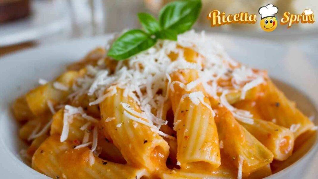 Pasta cremosa alla fonduta di zucca cacio e pepe, non serve più niente ...