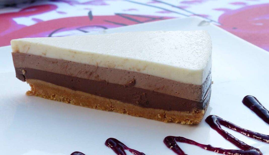 Torta veloce al latte condensato, ecco la golosa ricetta dell'ultimo ...