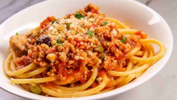 Bucatini al finto ragù: per allietare ospiti improvvisi, senza ...