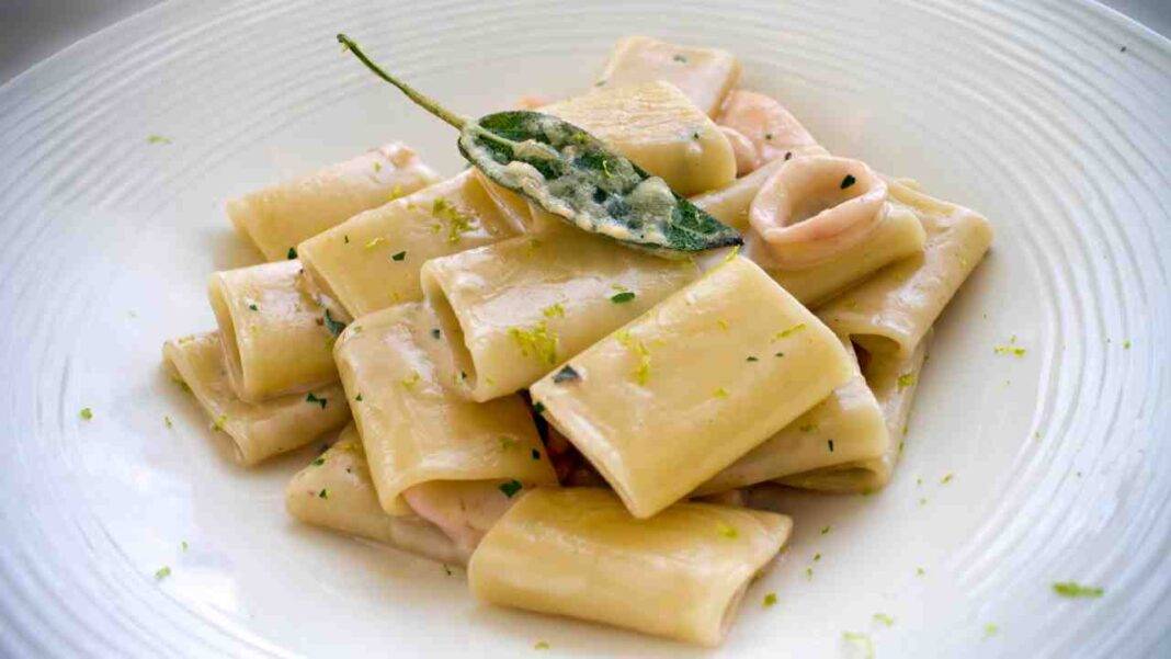 Paccheri calamari e salvia: in 15 minuti saranno in tavola, prova e ...