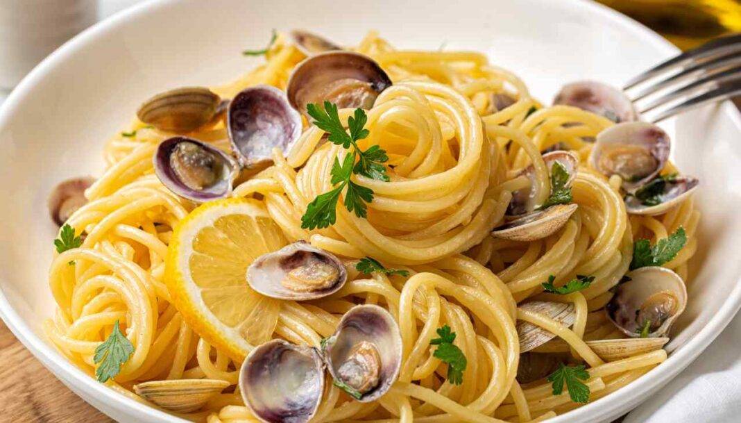 Spaghetti alle vongole della vigilia: alla prima forchettata svieni ...