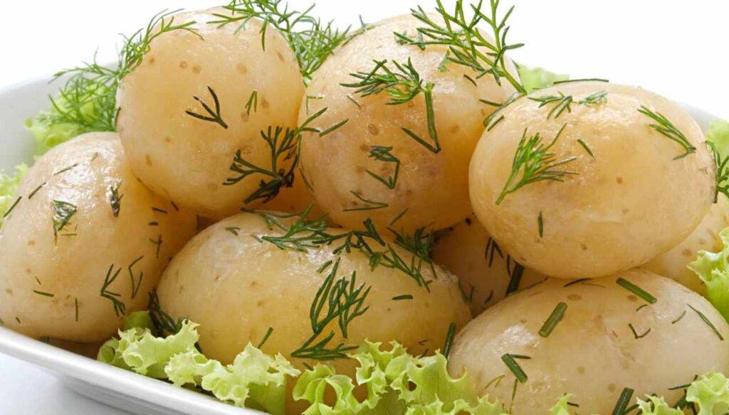 Patate lesse subito: falle al microonde, in 10 minuti sono pronte ...