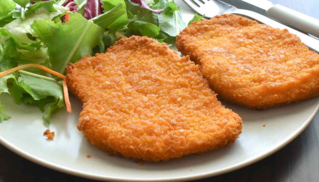 Cotolette fritte ma leggerissime: certo, le ho fatte nella friggitrice ...