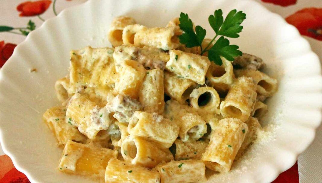 Pasta alla norcina: dopo di che il nulla cosmico, un piatto così ti ...