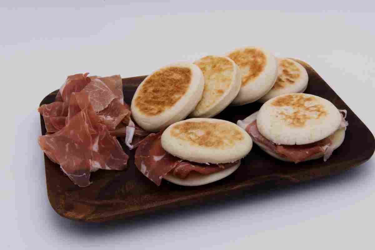 La ricetta perfetta per le tigelle modenesi: provale con la salsiccia ...