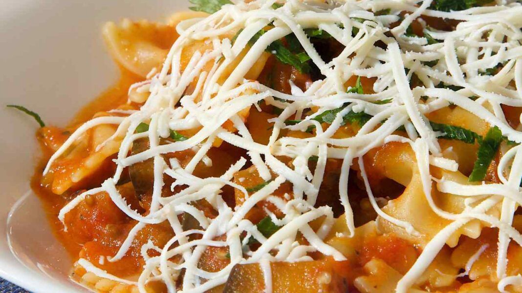 Farfalle alla siciliana o chiamale alla norma in 15 minuti le metti in ...