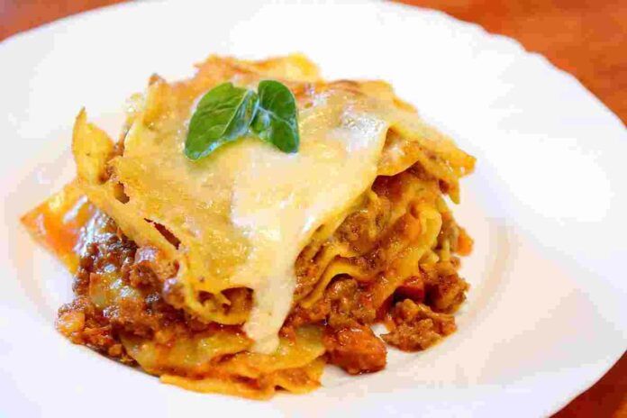 La classica ricetta delle lasagne alla bolognese: non ti confondere non ...