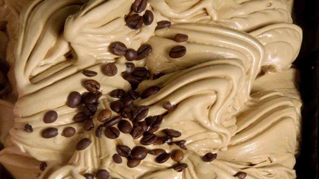 Solo acqua e del caffè solubile, realizzi una crema al caffè ...