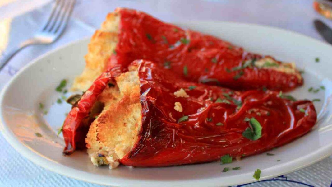 Peperoni imbottiti con straccetti di pollo e patate, li avete mai ...