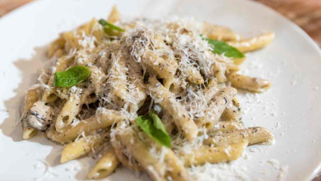 Guarda cosa preparo in 5 minuti con dei funghi e del formaggio un ...