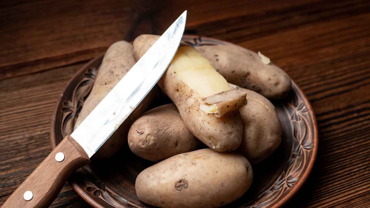 Patate lesse cotte in friggitrice ad aria, addio ai tempi lunghissimi ...