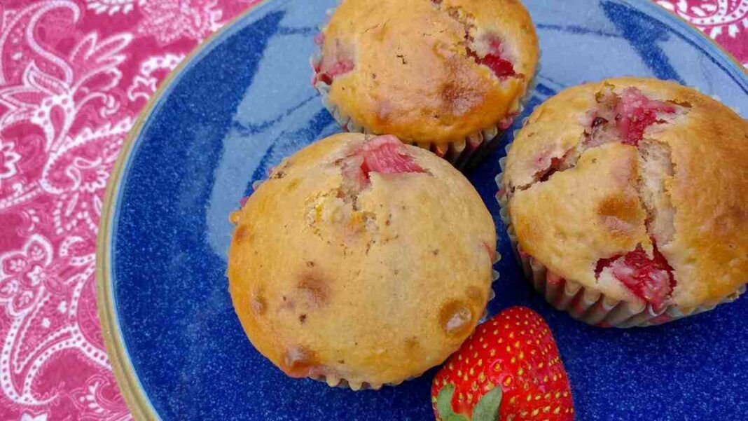 Cosa hanno di speciale questi muffin alle fragole? Semplice sono super ...