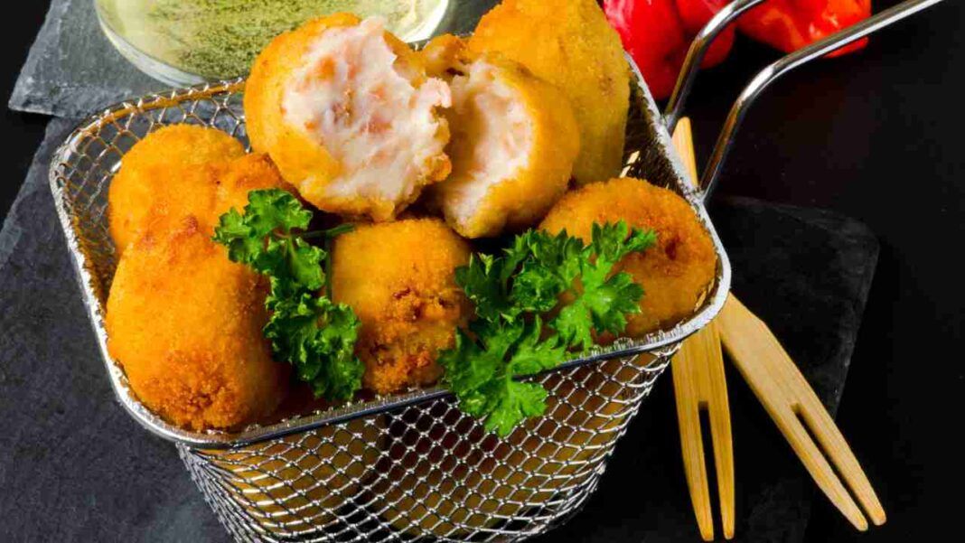 Crocchè di patate e prosciutto cotto neanche il tempo di portarle in ...