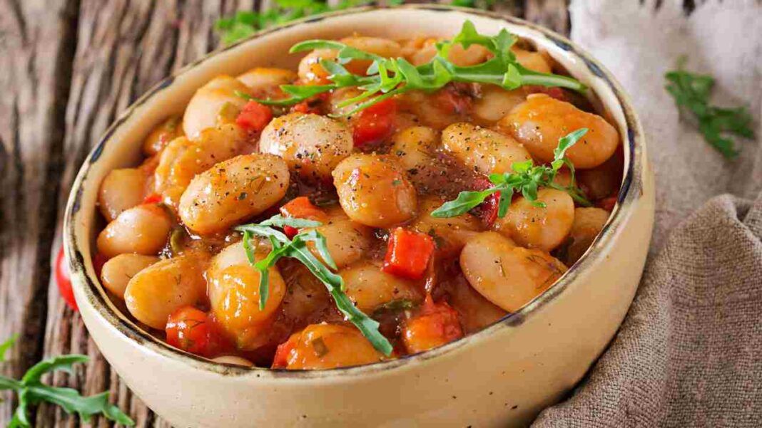 Mi bastano fagioli, pomodori e qualche altro ingrediente per questa ...