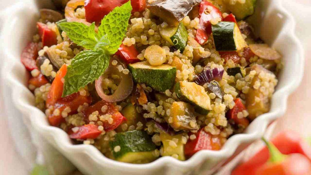 Questa insalata di quinoa la faccio 2 volte a settimana sto perdendo ...