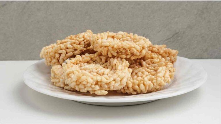 Faccio la dieta e voglio uno snack salutare, i crakers li faccio da me ...