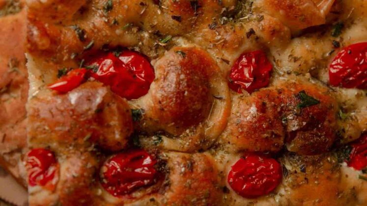 Focaccia pugliese ricetta super facile, ecco cosa ti occorre per ...